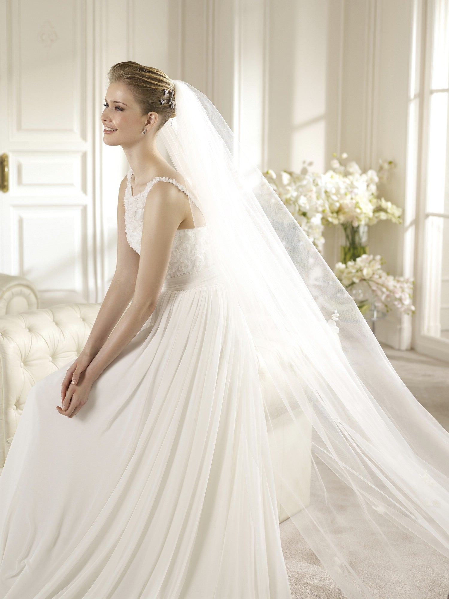 San Patrick - Australia Sample Gown - Adinas Bridal